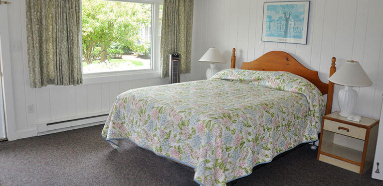 Sales - Brant Point Courtyard